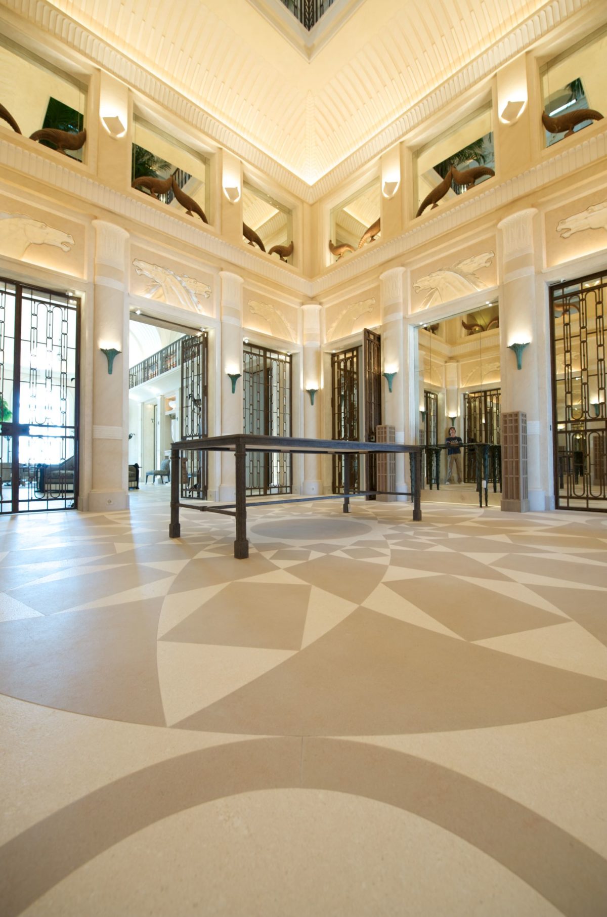 Décors contemporains en staff